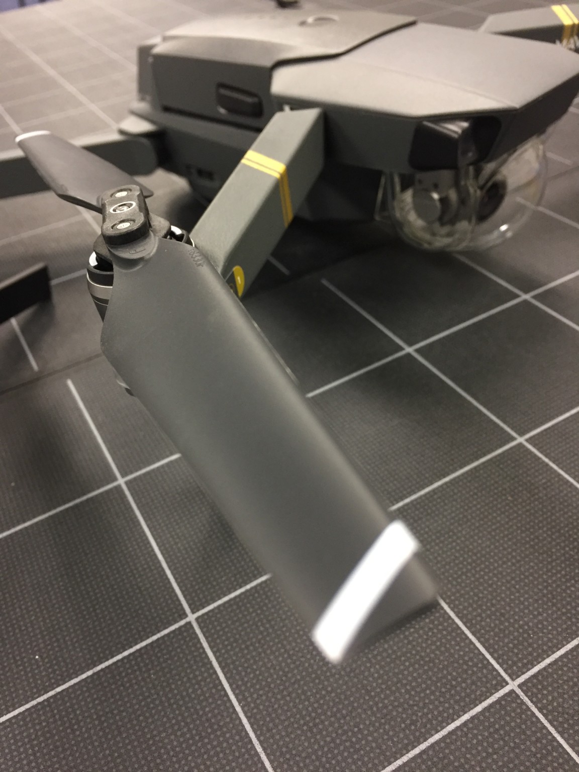 ドローンがやって来た | adnacom